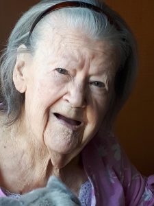 MADAME THÉRÈSE MÉNARD – Résidence funéraire de Lanaudière